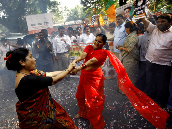 Ajmal Kasab Hanged | India Celebrates Diwali Again | See Pictures ...