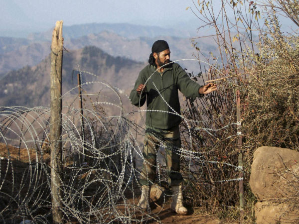 Pakistan | Violates Ceasefire | Poonch | Accuses India | Provocation ...