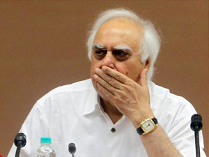 Internet | Kapil Sibal | Google | Minister | IT - Oneindia News