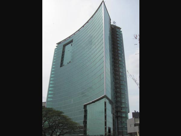 Bangalore set for its first green, blast-proof building - Oneindia News