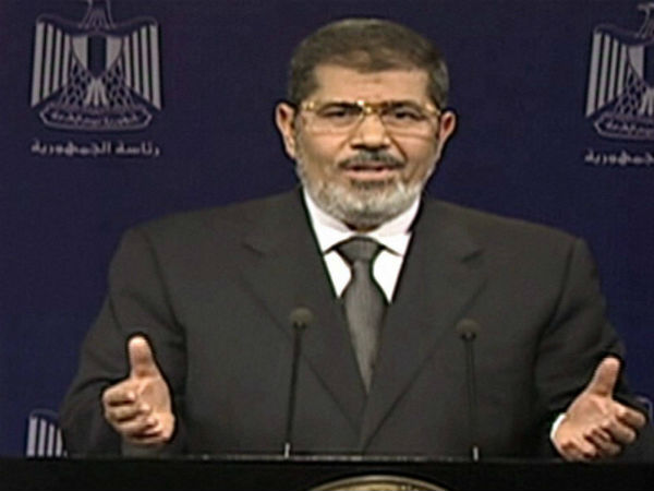 Morsi says he is still 'legitimate' president of Egypt - Oneindia News