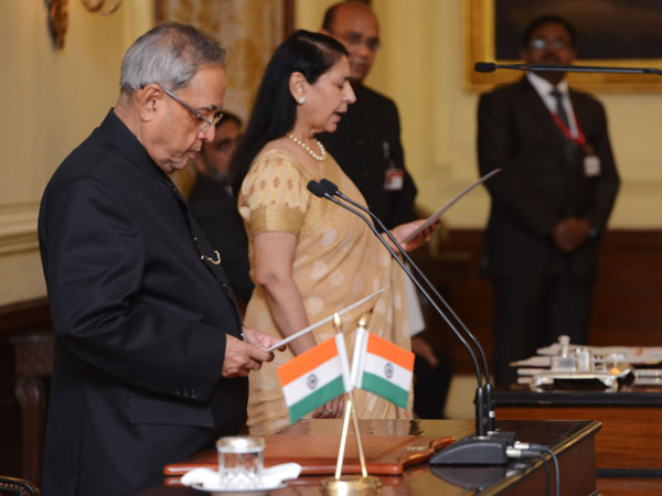 Pics: Deepak Sandhu takes office as Chief Information Officer ...