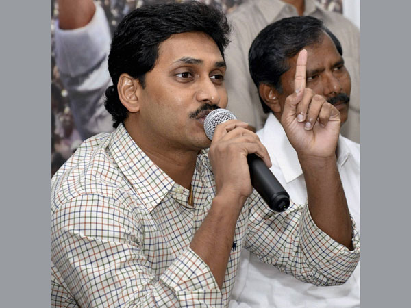 Y S Jagan Mohan Reddy: Age, Biography, Education, Wife, Caste, Net ...