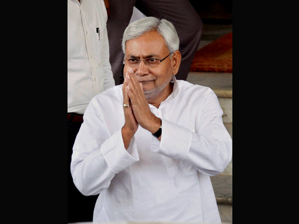 Nitish to unveil model of world's largest Hindu temple - Oneindia News
