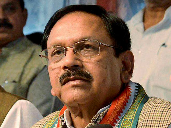 MP polls: Pachouri in Patwa pocket borough- Personality versus legacy ...