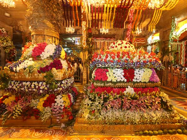 In Pics: Floral extravaganza at Srivari Temple, Tirumala - Oneindia News