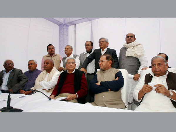 Third Front working at Congress's behest: BJP - Oneindia News