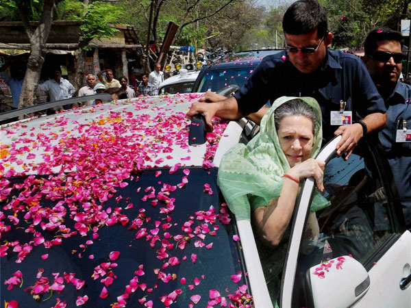 Sonia Gandhi: Age, Biography, Education, Wife, Caste, Net Worth & More ...