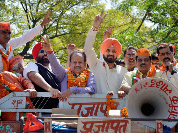 Navjot Singh Sidhu: Age, Biography, Education, Wife, Caste, Net Worth ...
