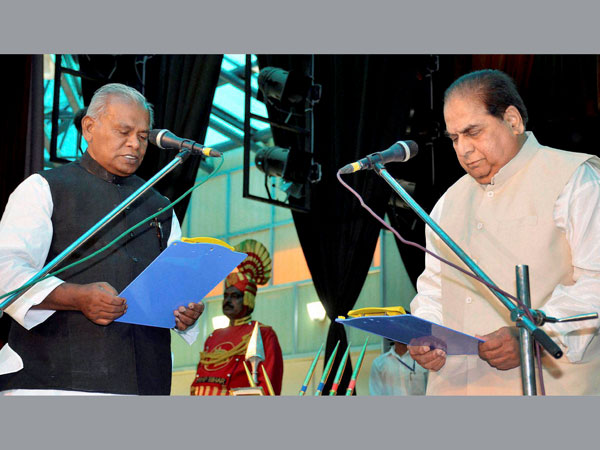 Grant special status to Bihar: Manjhi to Modi - Oneindia News