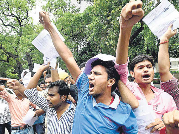UPSC row in deadlock: Candidates not happy with Govt’s move, demand ...