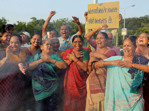 CBI not to file chargesheet in Badaun rape-cum-murder case - Oneindia News