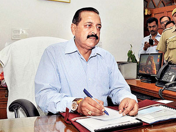 Govt to emphasise on e-governance: Jitendra Singh - Oneindia News