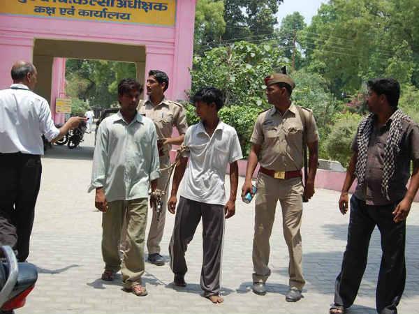 Badaun girls' killing case: Main accused gets conditional bail ...