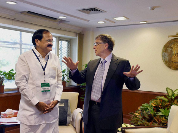 In Pictures: When Bill Gates visited India with wife Melinda - Oneindia ...