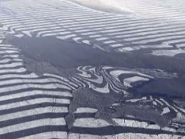 Shocking Pics: Delhi roads melted as deadly heatwave scorches India ...