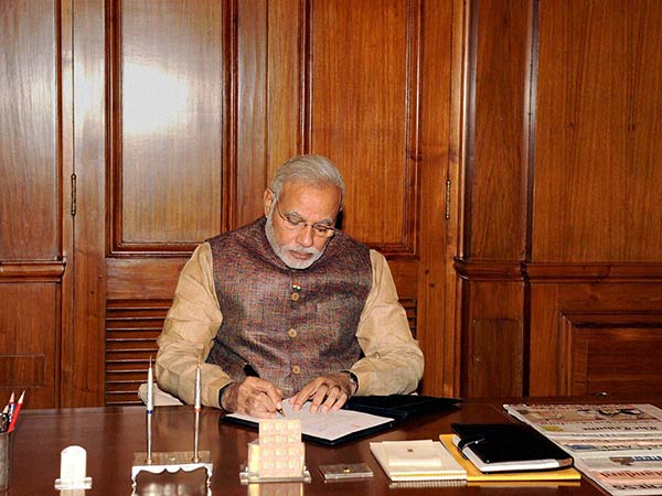 'Ache Din' are here says PM Modi - Oneindia