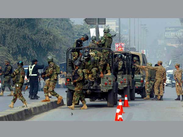 Punjab Terror Attack: Army takes charge - Oneindia