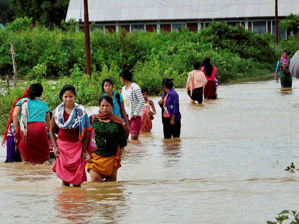 (Pics) Manipur floods: 10 rescued from landslide debris, 4 bodies found ...