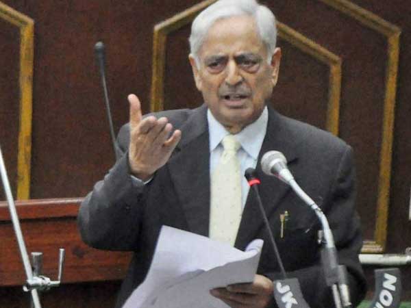 Mufti Sayeed welcomes Indo-Pak truce along LoC - Oneindia News
