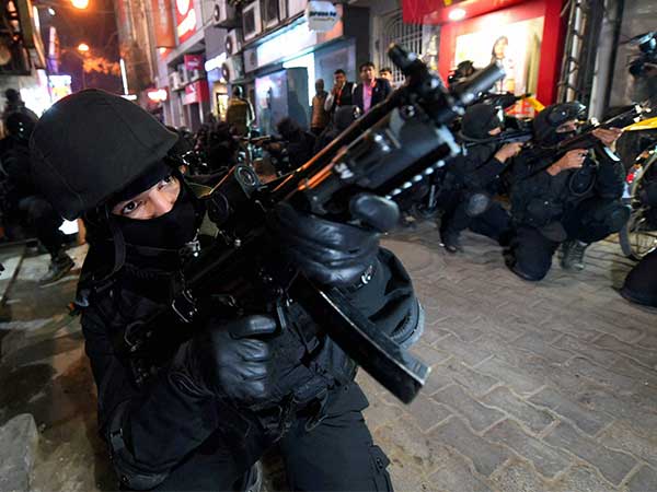 NSG calls off 600 commandos from VVIP security - Oneindia