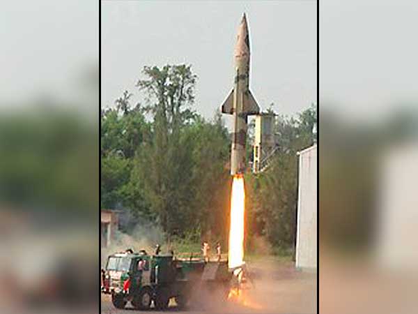 Prithvi-II missile successfully test fired by India - Oneindia