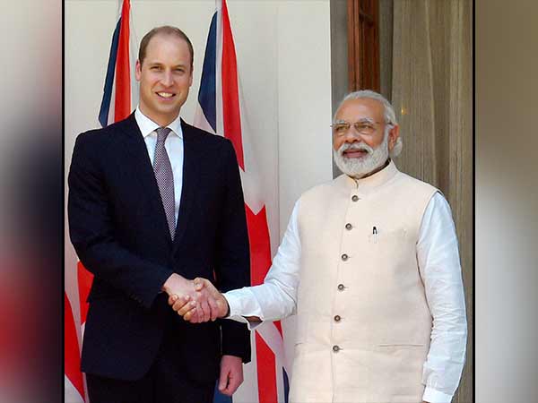 PM Modi's handshake leaves print on Prince William's hand, pic goes ...