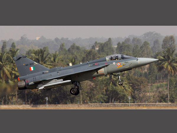 IAF all set for first Tejas Squadron formation - Oneindia News