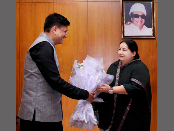 Piyush Goyal: Age, Biography, Education, Wife, Caste, Net Worth & More ...