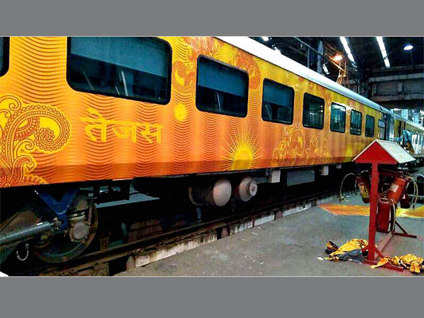 Tejas Express: Fare, route, facilities, all you need to know - Oneindia ...