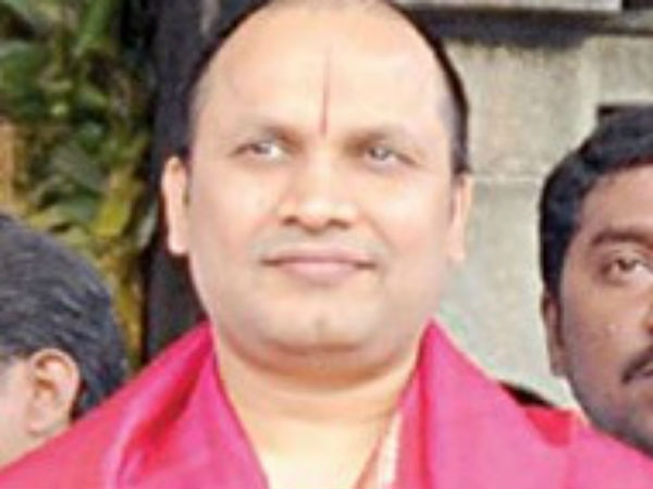 Mining baron Sekhar Reddy case: ED attaches 50 kgs gold - Oneindia News