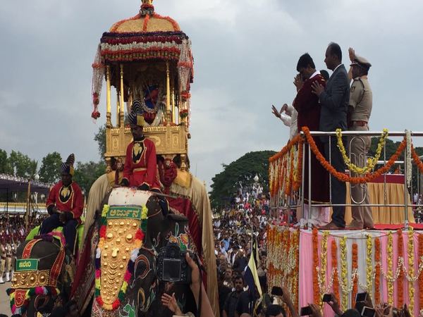Dussehra 2017: Mysuru Dasara festivities conclude with grand Jamboo ...