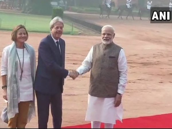 PM Modi welcomes Italian PM Paolo Gentiloni - Oneindia News