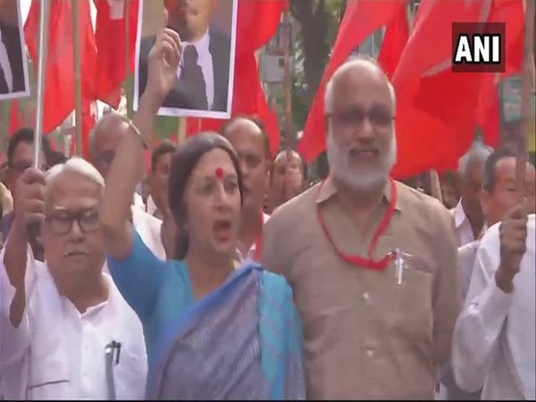 CPI (M) stages protest in Kolkata against the razing of Lenin statue ...