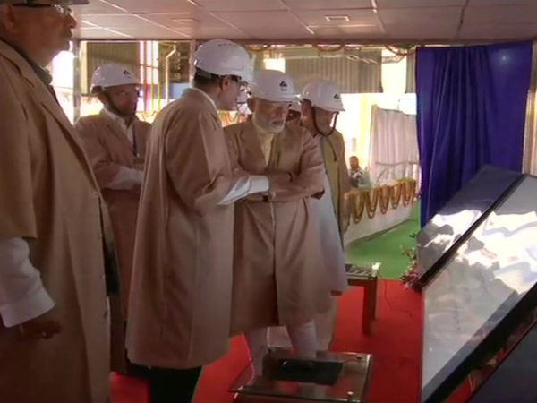 Fire onboard MV SSL Kolkata: 11 crew members evacuated, rescue ...