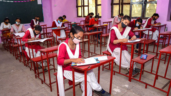 Promote West Bengal Class 11 students by July 15: Council - Oneindia News