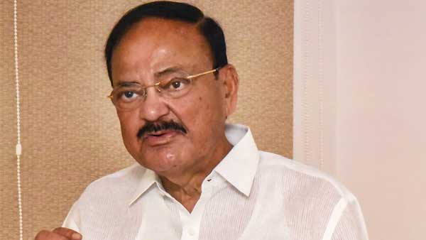 VP Naidu pays tribute to Rajiv Gandhi on birth anniversary - Oneindia News