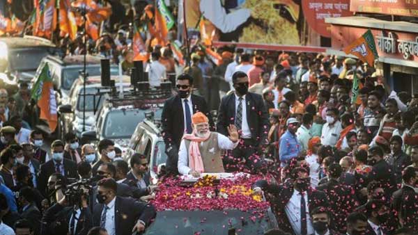 PM Modi’s mega road show in Gujarat a day after BJP’s stellar poll ...