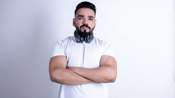 Meet Dj Shad India moving masses with his hit song remixes - Oneindia News