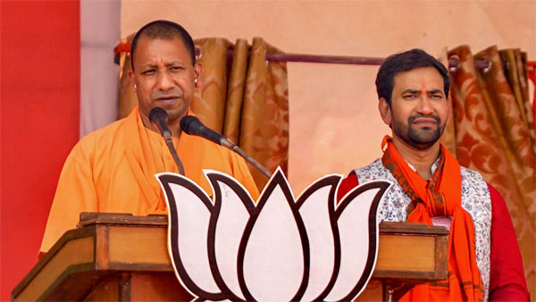 Newly elected Azamgarh MP Dinesh Lal Yadav meets CM Yogi Adityanath ...