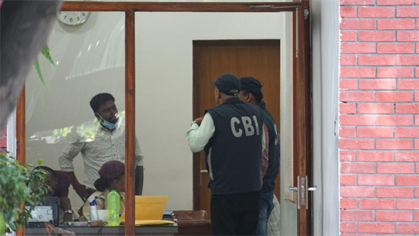 There should've been 10 CBI raids: Cong on CBI raid on Delhi Dy CM Sisodia - Oneindia News