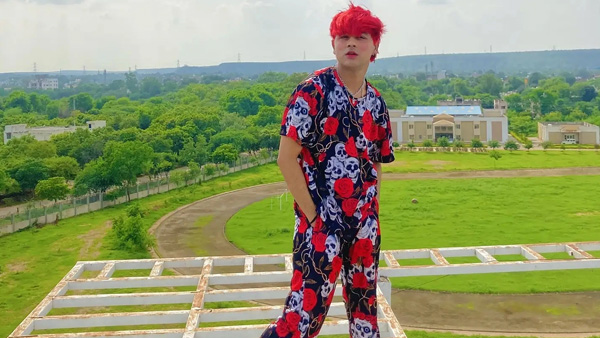 Deep Gautam - The Toy Dancer - Oneindia News