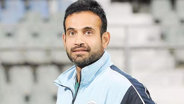 Cricketer Irfan Pathan flags 'bad experience' with Vistara staff ...