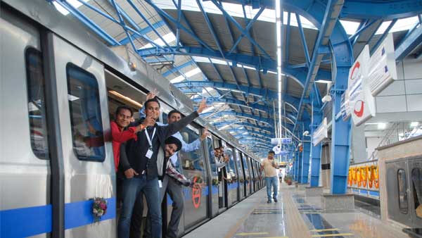 Noida Metro: Aqua Line stations to play Music for travellers waiting ...