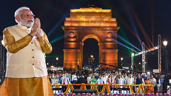 PM Modi inaugurates 'Kartavya Path' at India Gate [Photos] - Oneindia News