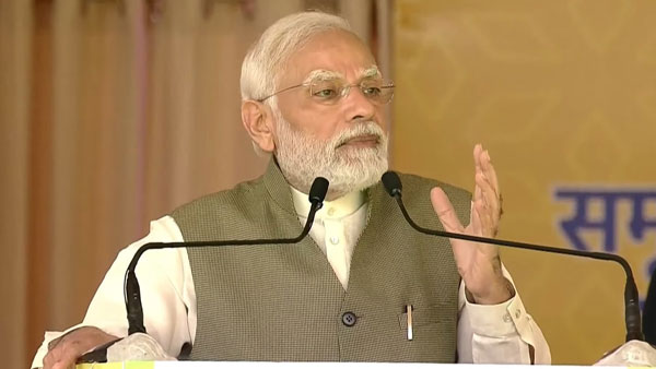 PM Modi inaugurates PM Kisan Samman Sammelan 2022 - Oneindia News