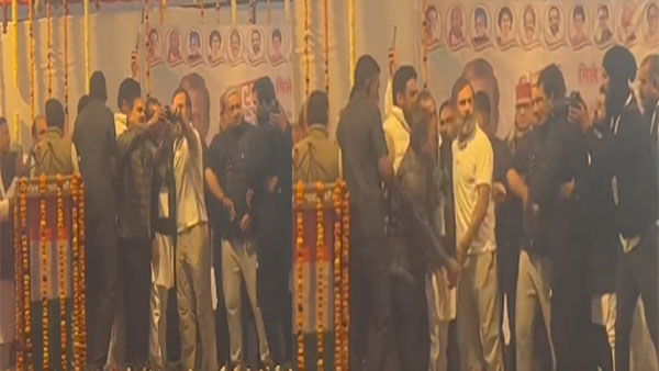 Video: Rahul Gandhi gets angry, pushes fan trying to take selfie with ...