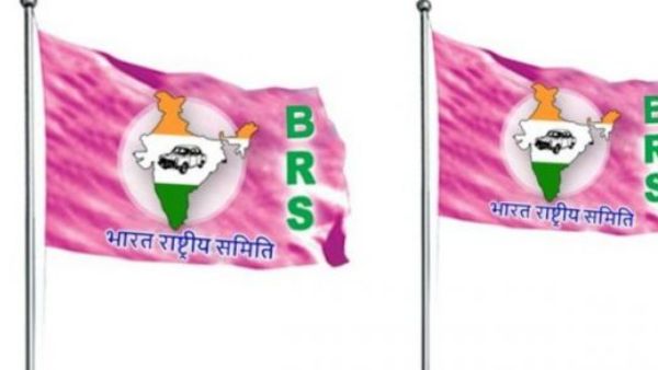 BRS holding huge rally to show the might in Khammam in Telangana