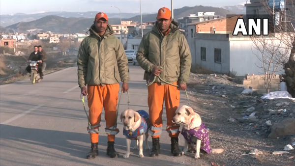 How India's pawsome rescue team saved 6-year-old girl trapped under ...