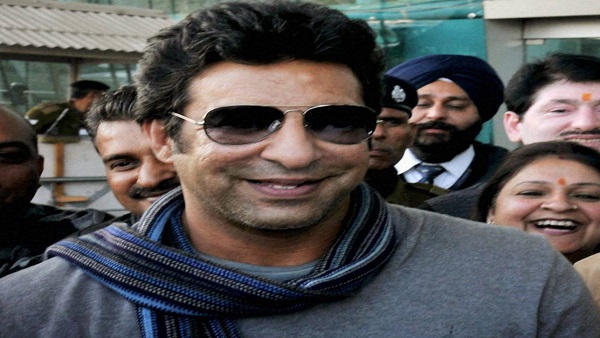 When Wasim Akram cried in Indian airport without visa: Pakistan ...